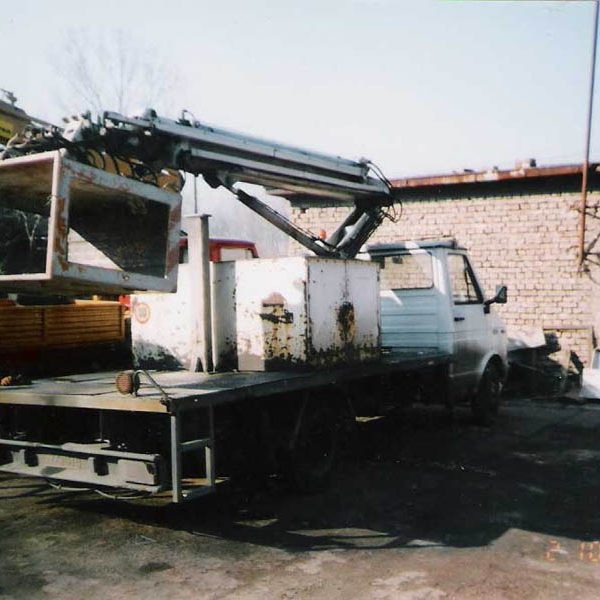 Podizne platforme, hidraulika i garažna oprema, Kova Kran, Pancevo